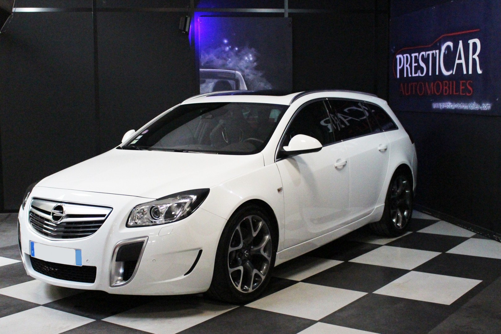 OPEL Insignia Sports Tourer OPC 2.8 V6 325 Ch 4x4 - Presticar Automobiles