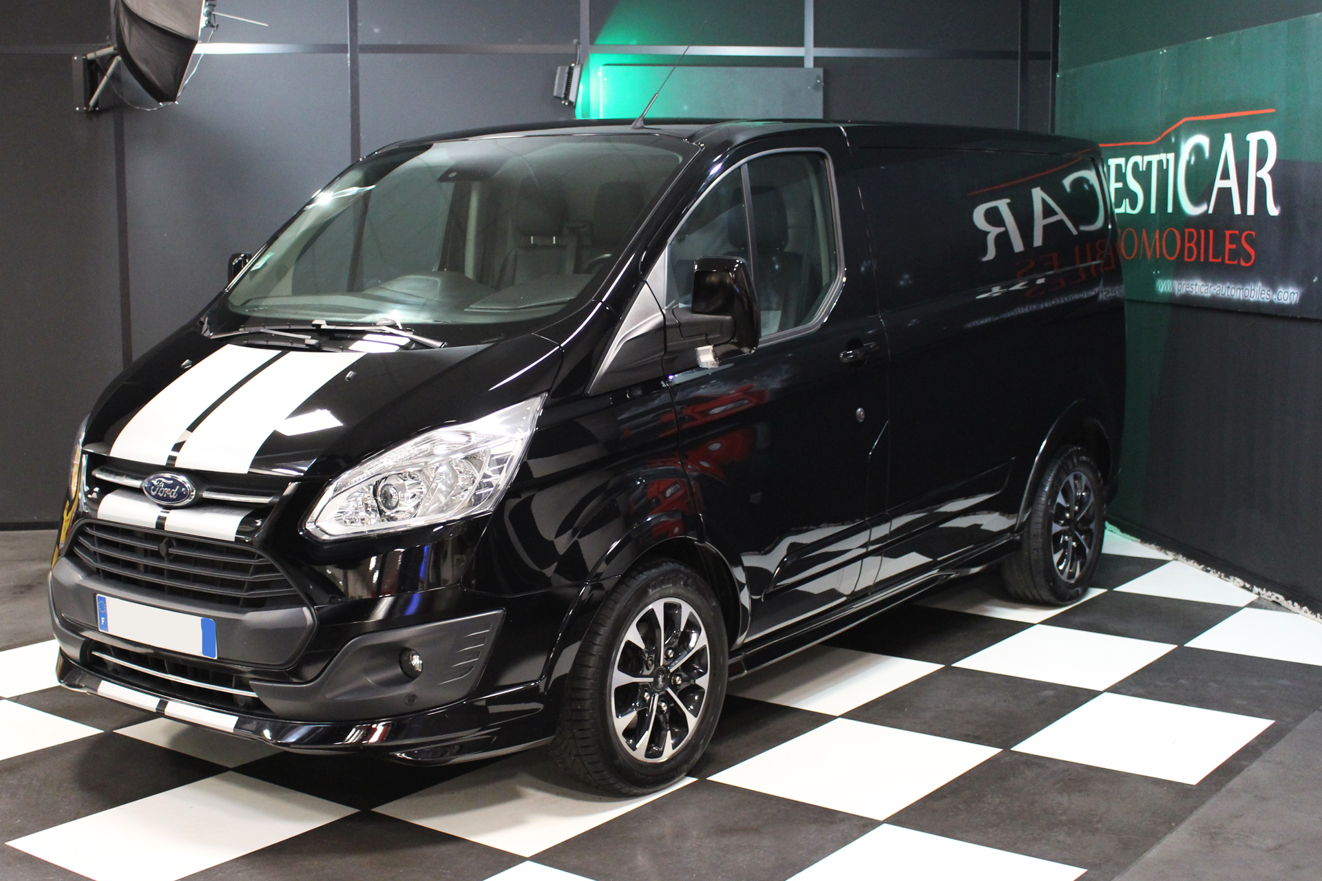 FORD Transit Custom L1H1 2.0 TDCi 170 Ch Sport - Presticar Automobiles